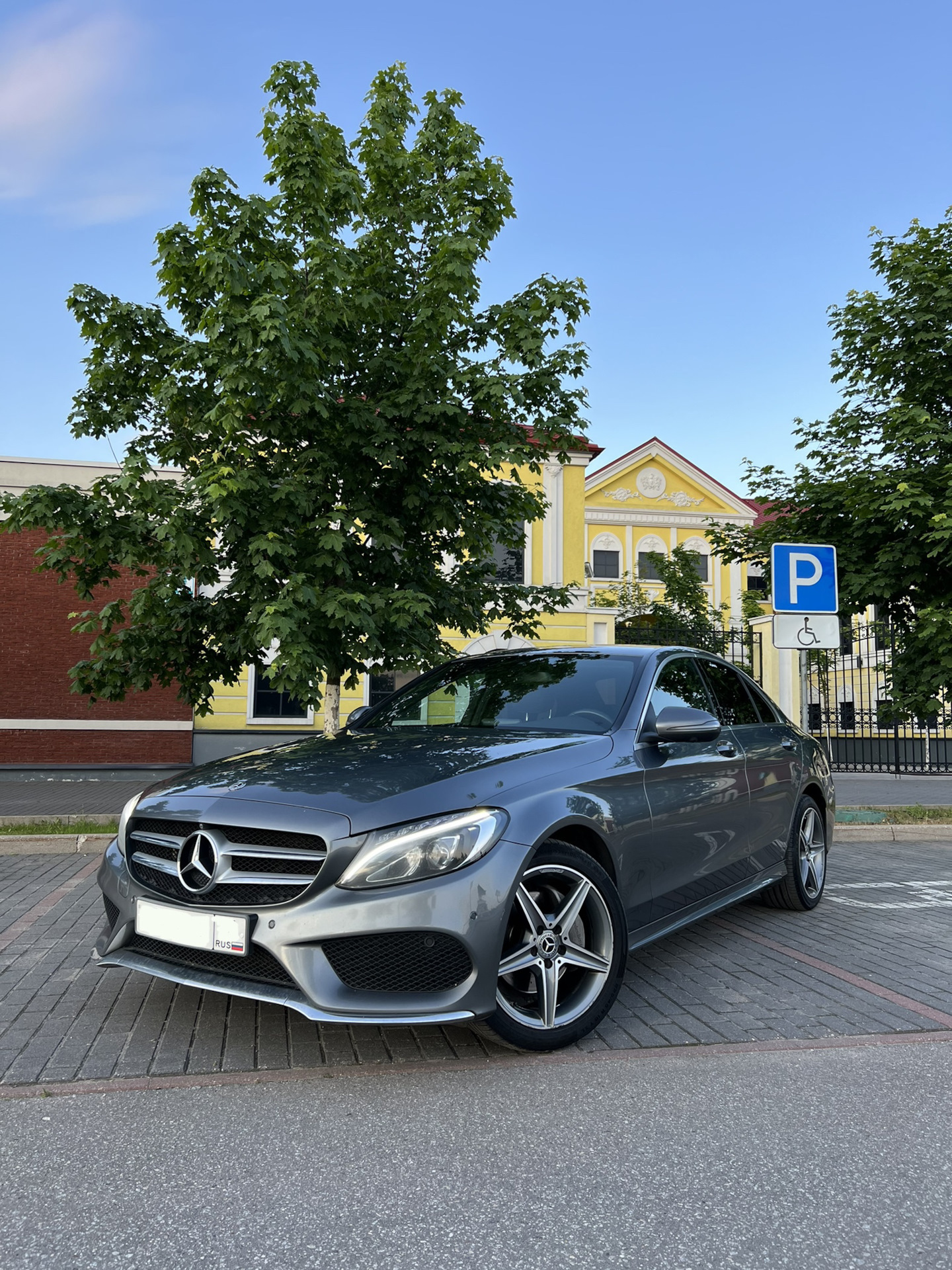 Продам в хорошие руки ) — Mercedes-Benz C-Class (W205), 2 л, 2017 года | продажа машины | DRIVE2