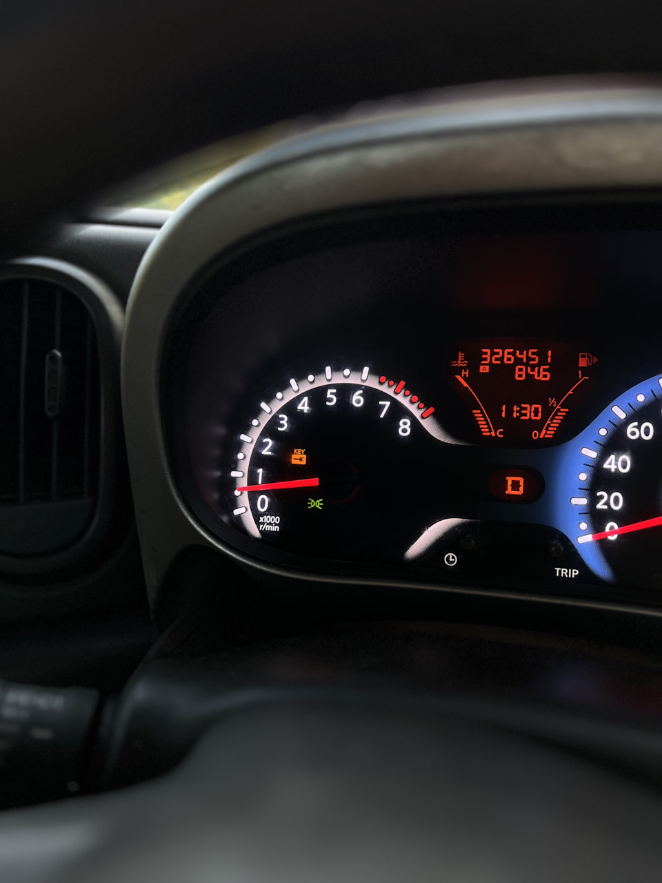 Первые проблемы — Nissan Cube III, 1,5 л, 2010 года | поломка | DRIVE2