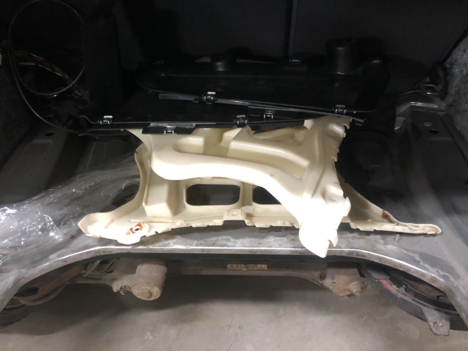 ///М пакет, усилитель заднего бампера от 335, вентиляционные решетки в ...