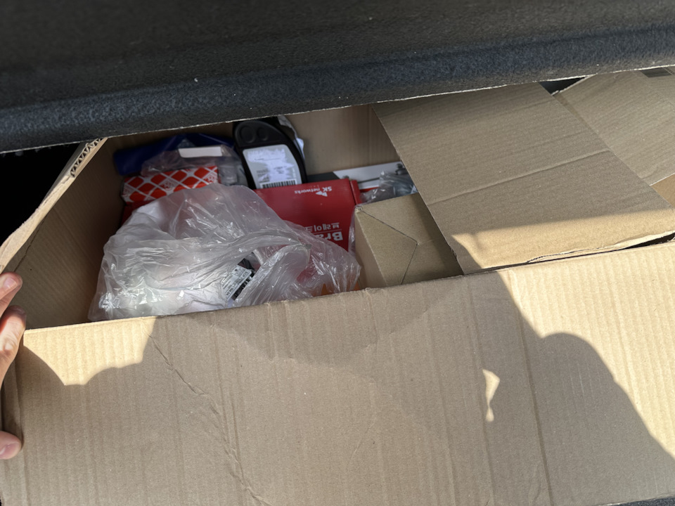 Демпфер, редуктор, подвеска, коллектор — BMW X1 (F48), 2 л, 2017 года ...