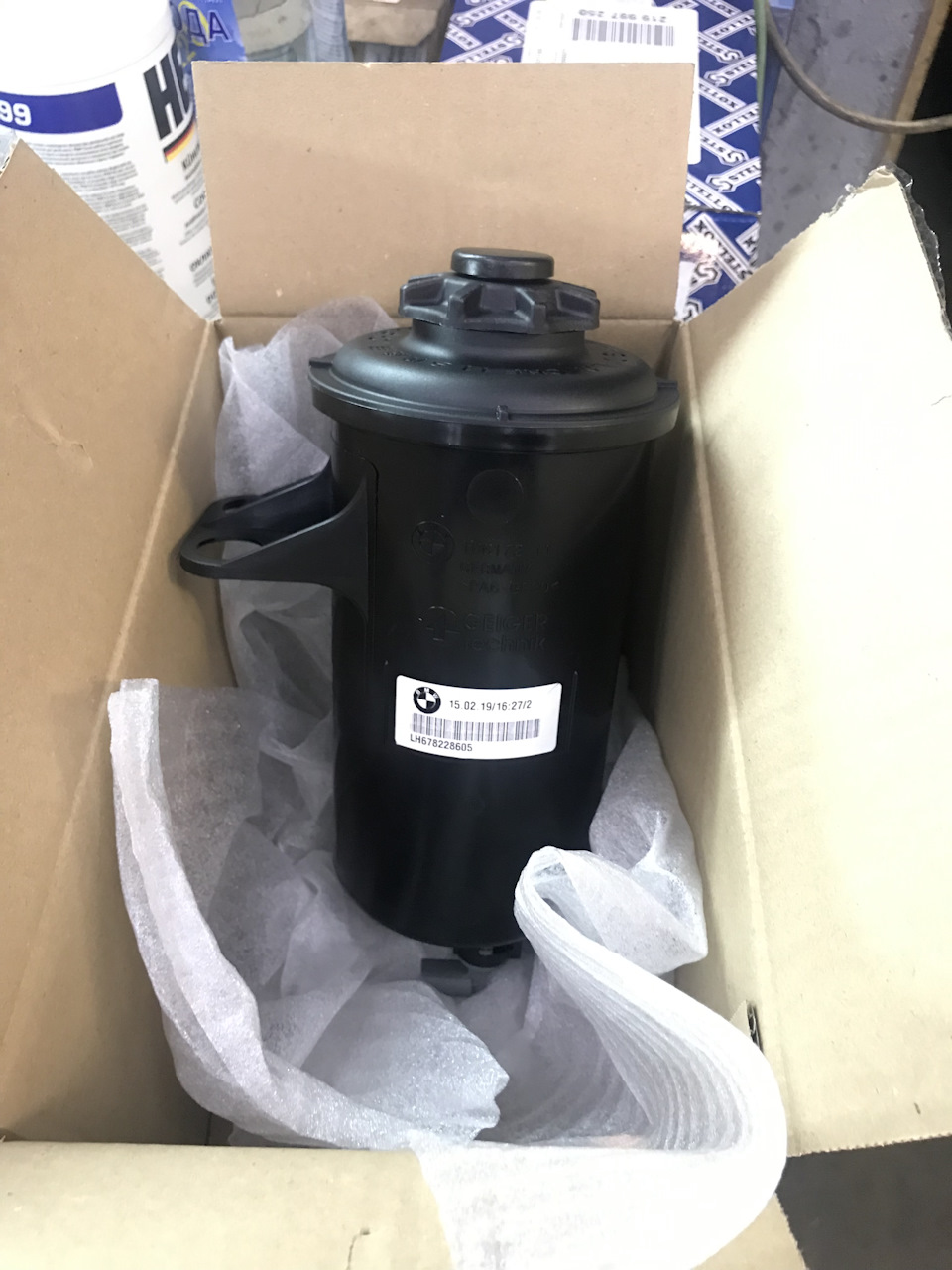 Замена бачка и поиск уплотнительных колец на патрубок трубопровода ГУР ...