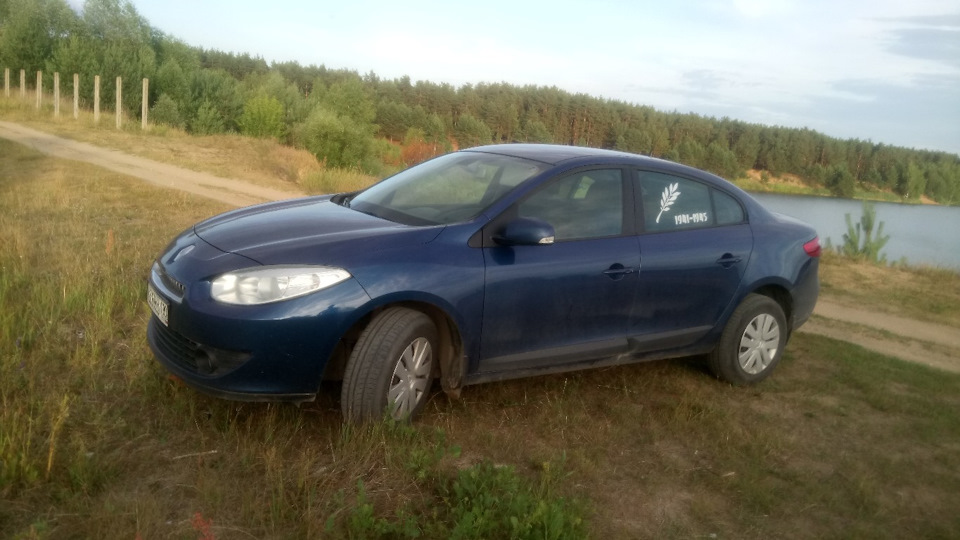 Renault Fluence 1.6 бензиновый 2011 | на DRIVE2