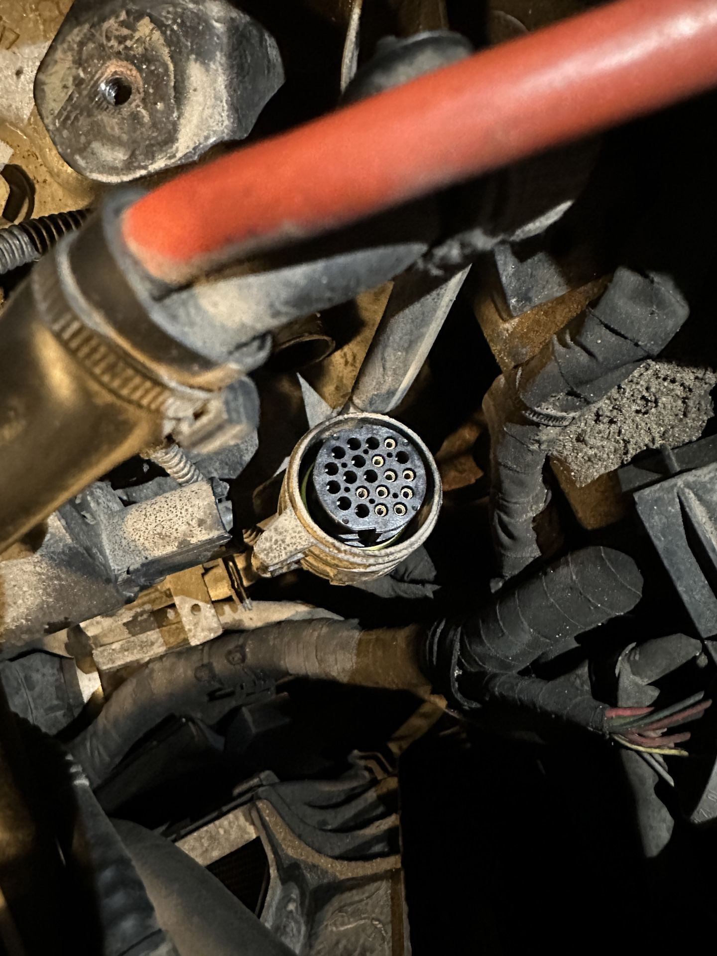 DGS падает в аварию — Skoda Octavia Combi A7 Mk3, 1,8 л, 2016 года ...