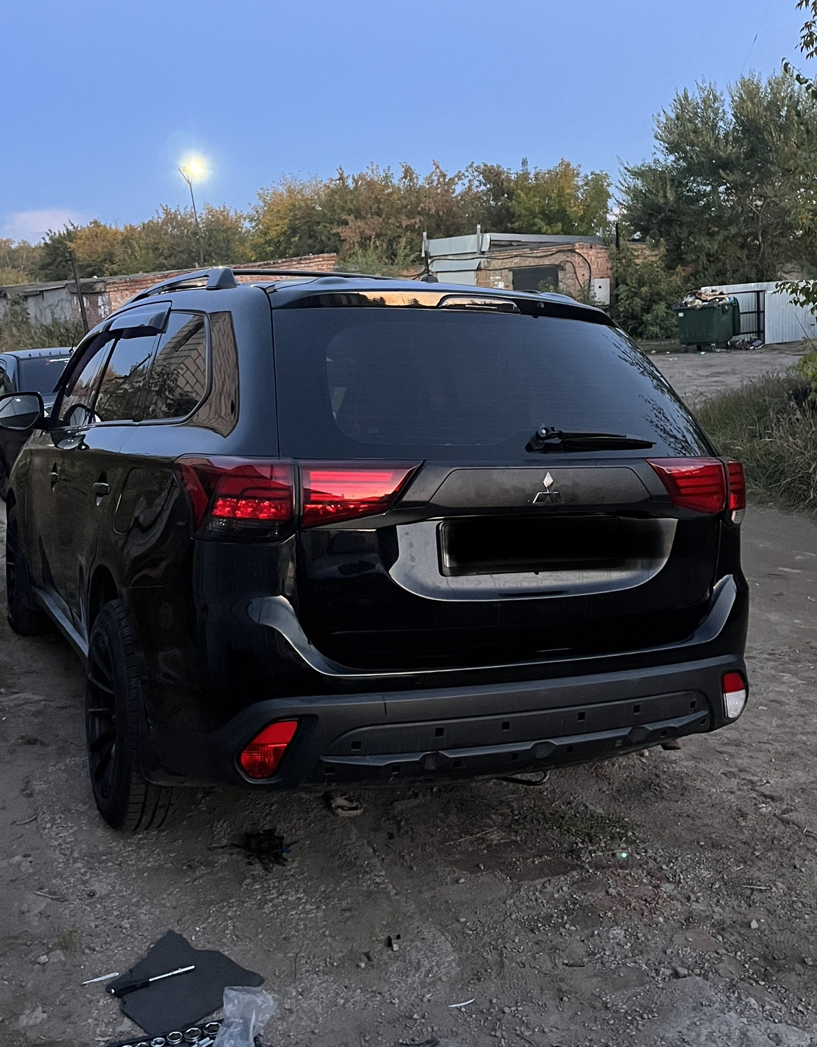 Задний бампер от рестайлинга на аутлендер 3 — Mitsubishi Outlander (3G ...