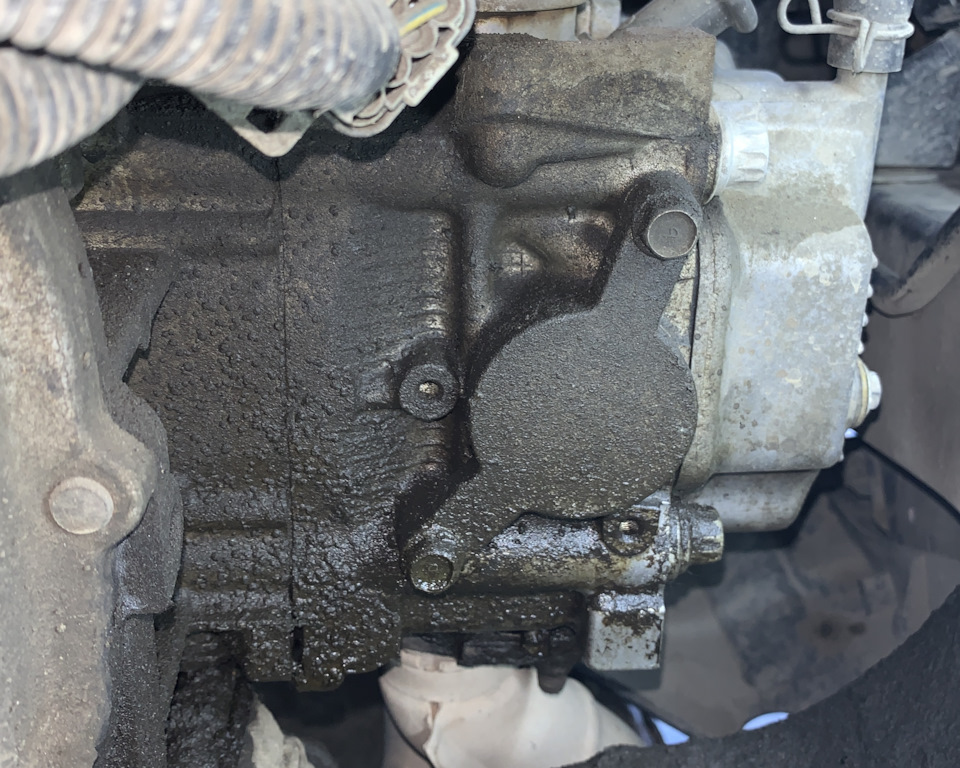 Герметизация заглушки правого распредвала — Subaru Legacy (BD/BG/BK), 2 ...