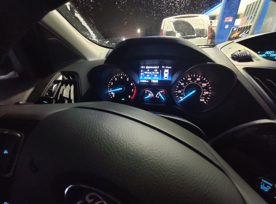 Цветная приборка — Ford Kuga (2G), 2,5 л, 2017 года | стайлинг | DRIVE2
