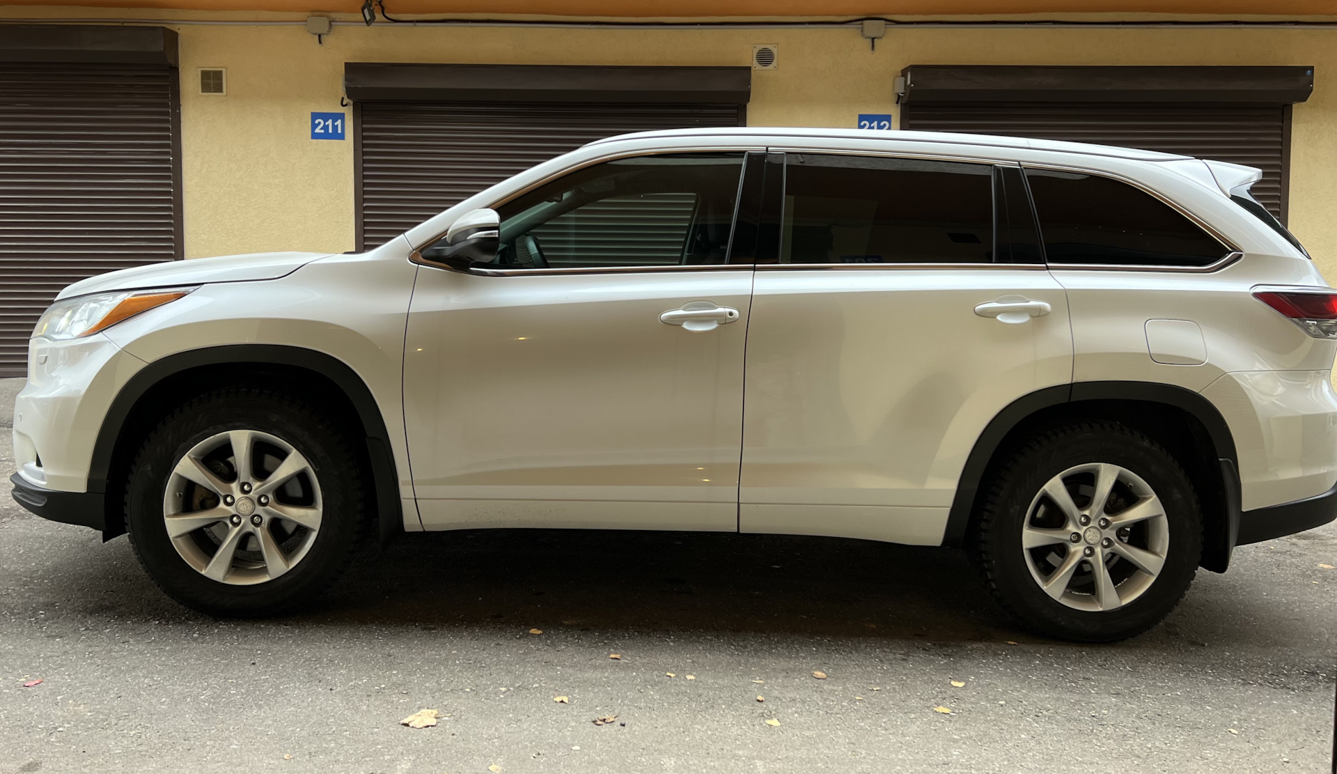 Зима 2024 — Toyota Highlander (XU50), 3,5 л, 2014 года | шины | DRIVE2