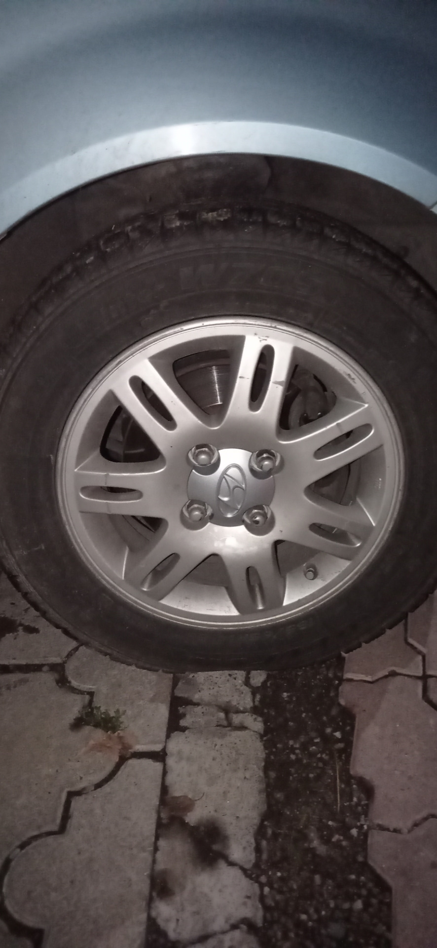 Колпачок для родного диска — Hyundai Getz, 1,6 л, 2007 года | колёсные ...