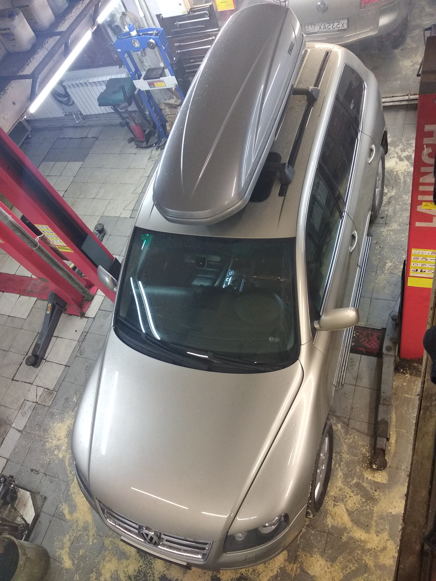 Багажник Туле — Volkswagen Touareg (1G), 3,2 л, 2005 года | аксессуары ...
