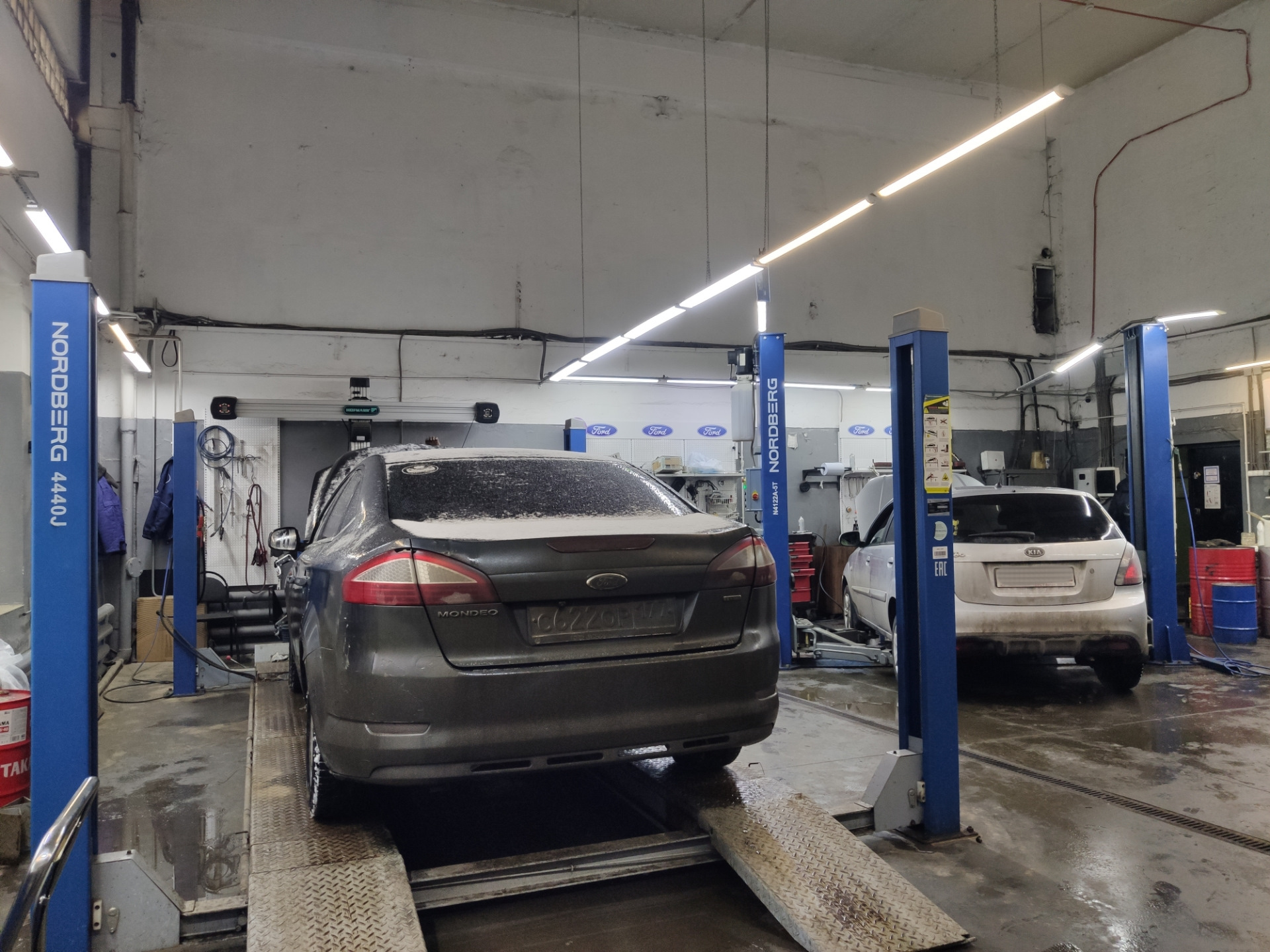 С Равенола на Татнефть Люкс ПАО 5w40 — Ford Mondeo IV, 2 л, 2007 года ...
