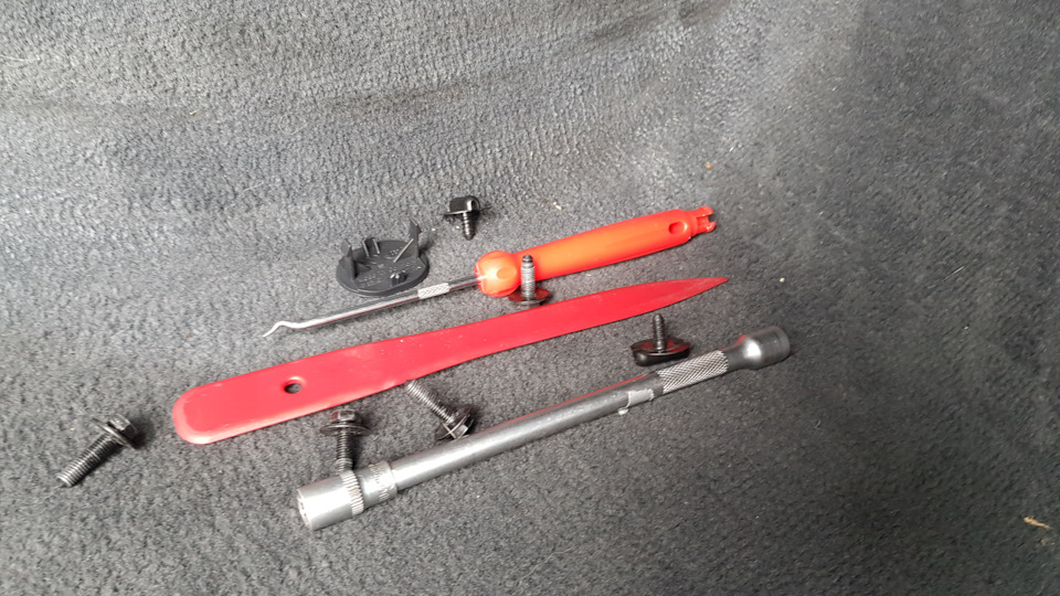 Кондиционер: проверка дренажа — Audi A6 (C7), 1,8 л, 2015 года ...