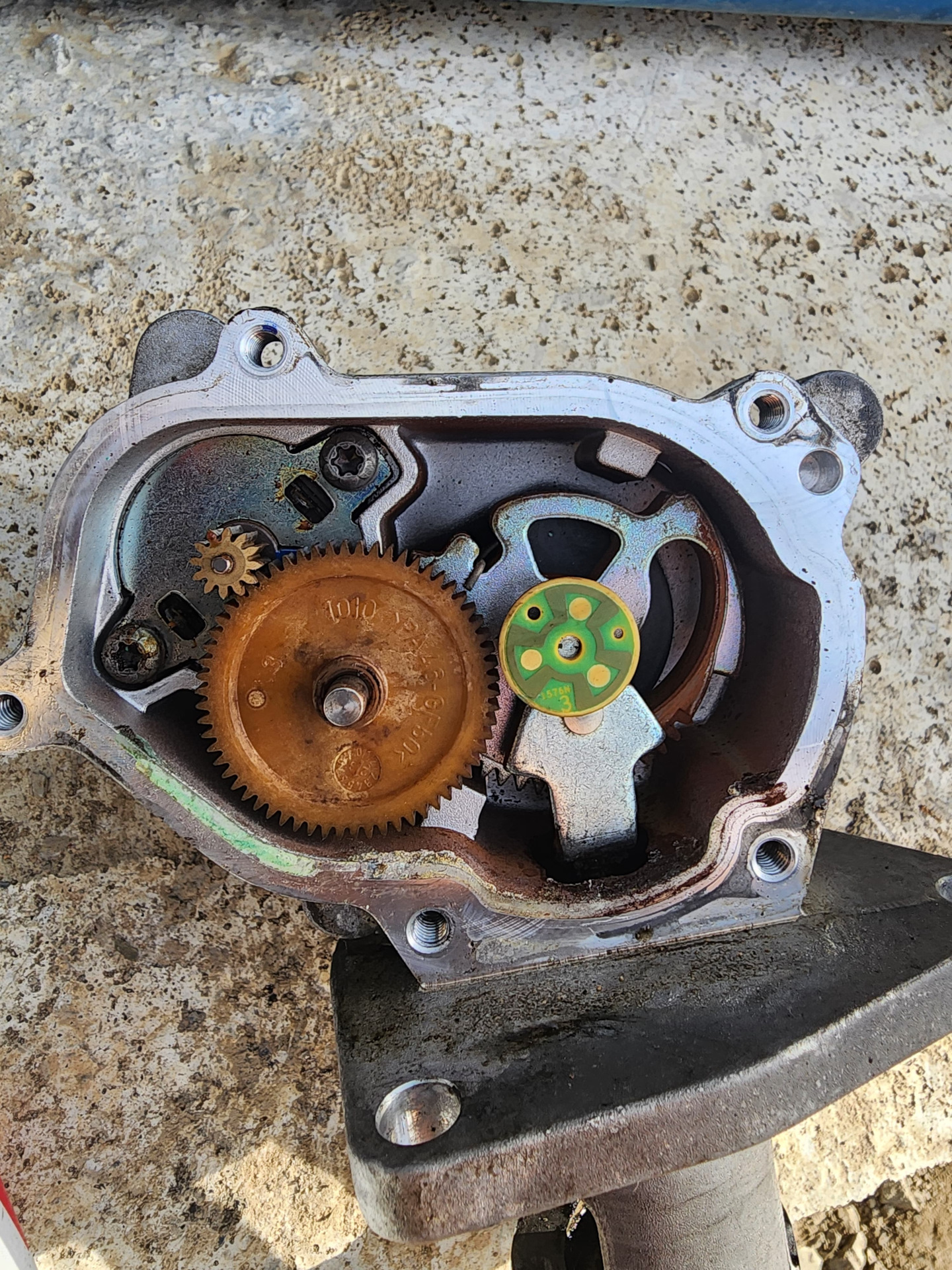 Клапан EGR Sollers ST6 — Sollers ST6, 2 л, 2024 года | поломка | DRIVE2