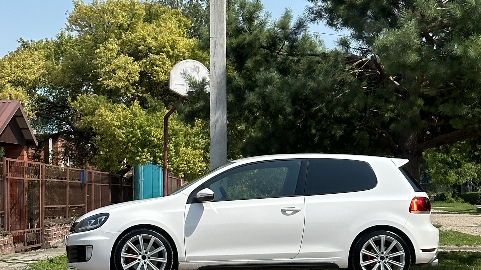 Volkswagen Golf Mk6 GTI 2.0 бензиновый 2012 | на DRIVE2