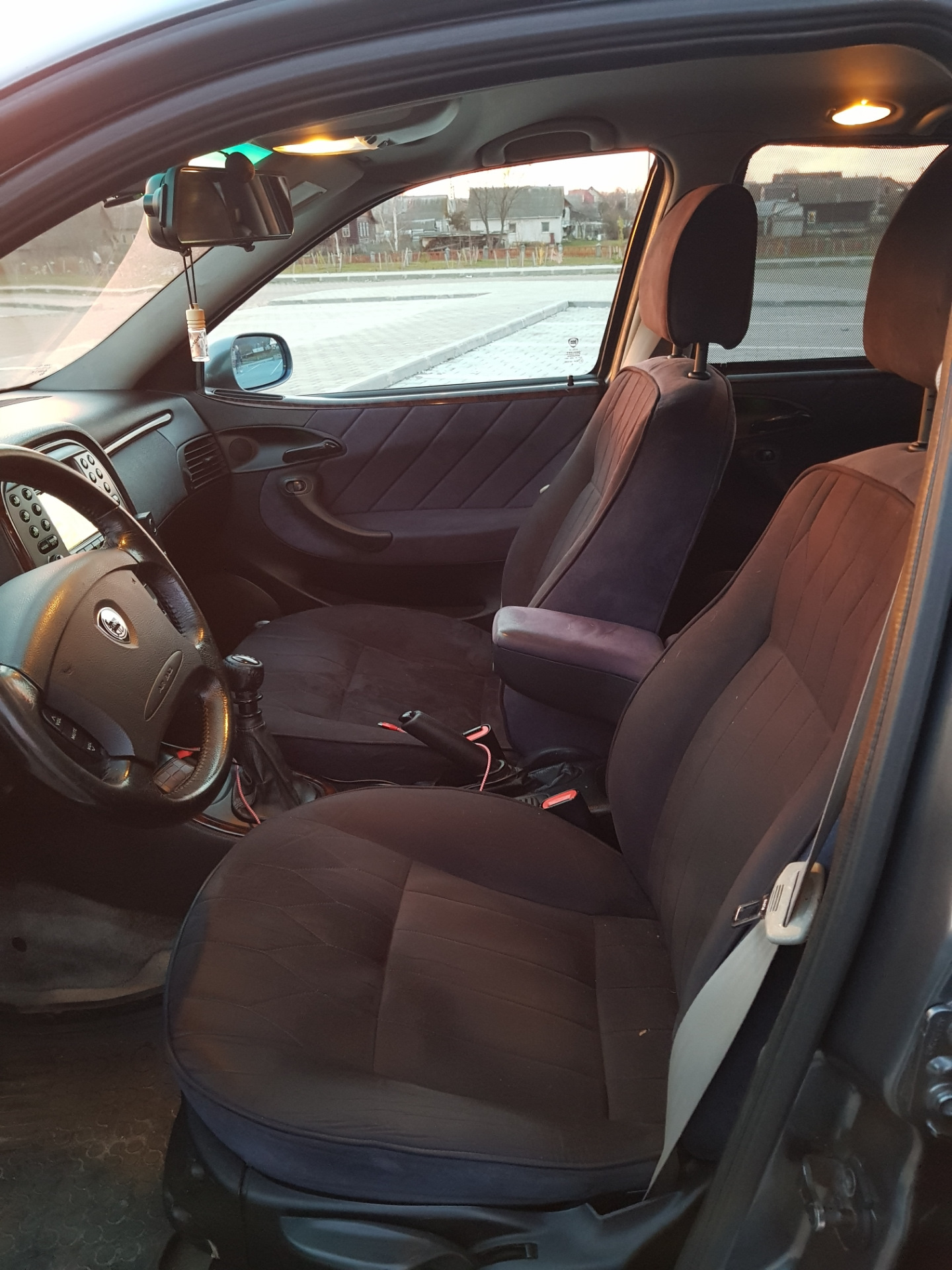 Новые руки. — Lancia Lybra, 2 л, 2000 года | продажа машины | DRIVE2