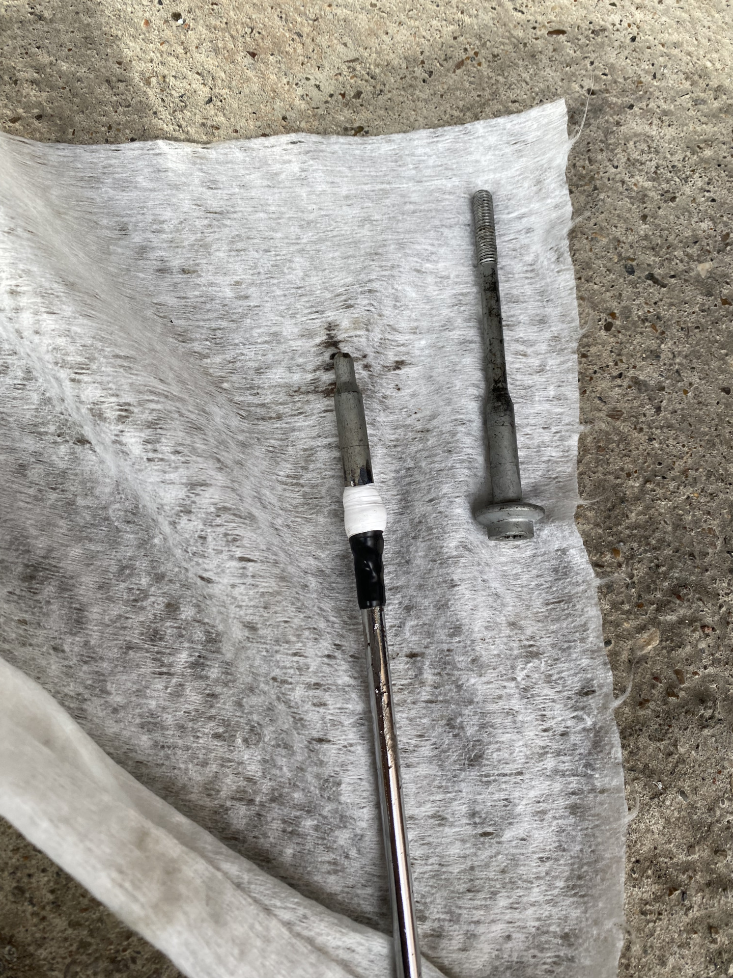 Чистка колодцев форсунок — Volkswagen Touareg (2G), 3 л, 2012 года ...