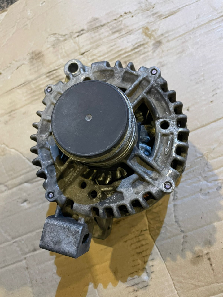 Генератор 150А на двигатель B5254T на Ford Focus ST II, Ford Kuga (1G), Volvo C30, Volvo S40 (2G ...