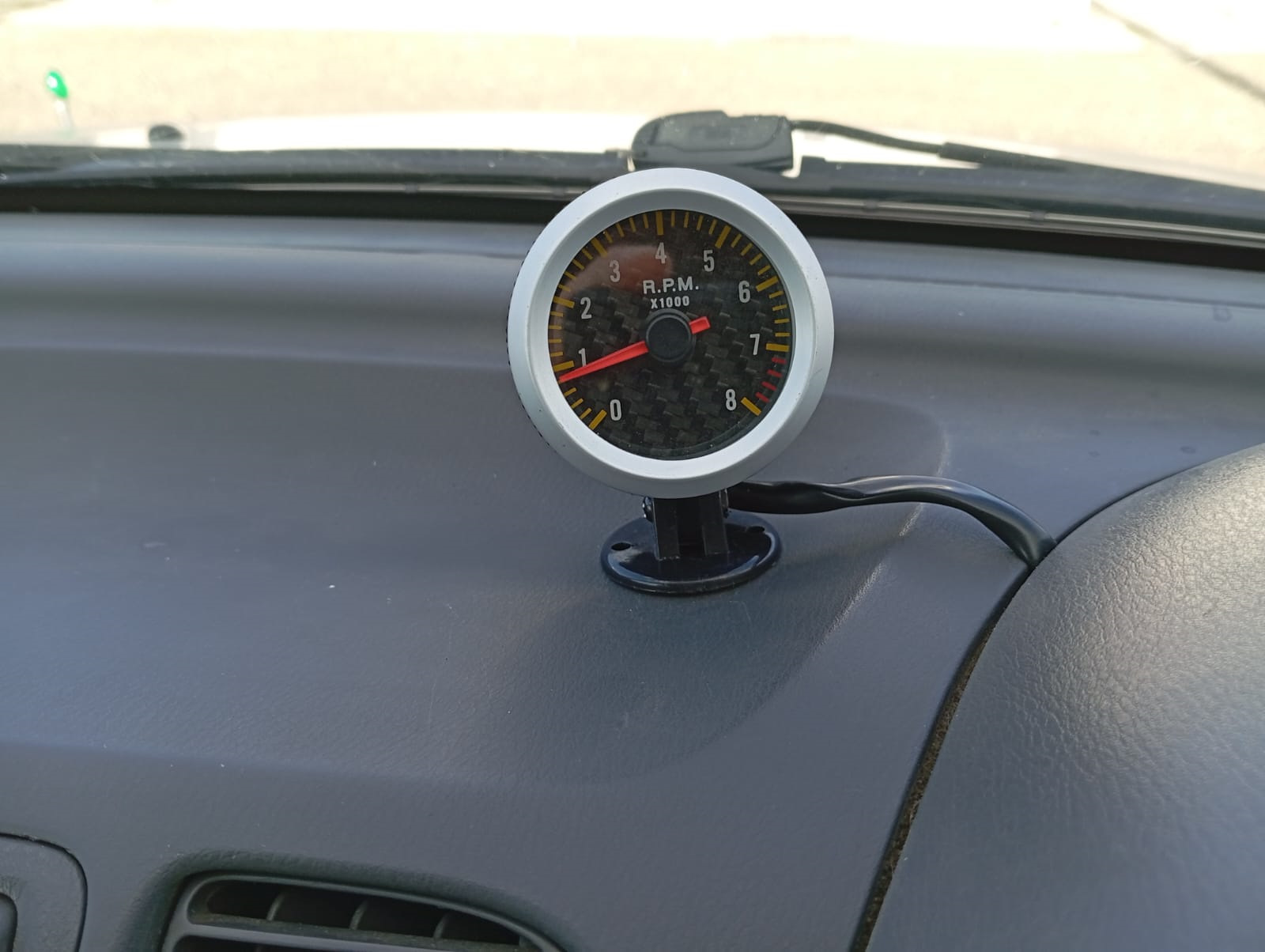 Тахометр — Nissan March (K11), 1 л, 2001 года | тюнинг | DRIVE2
