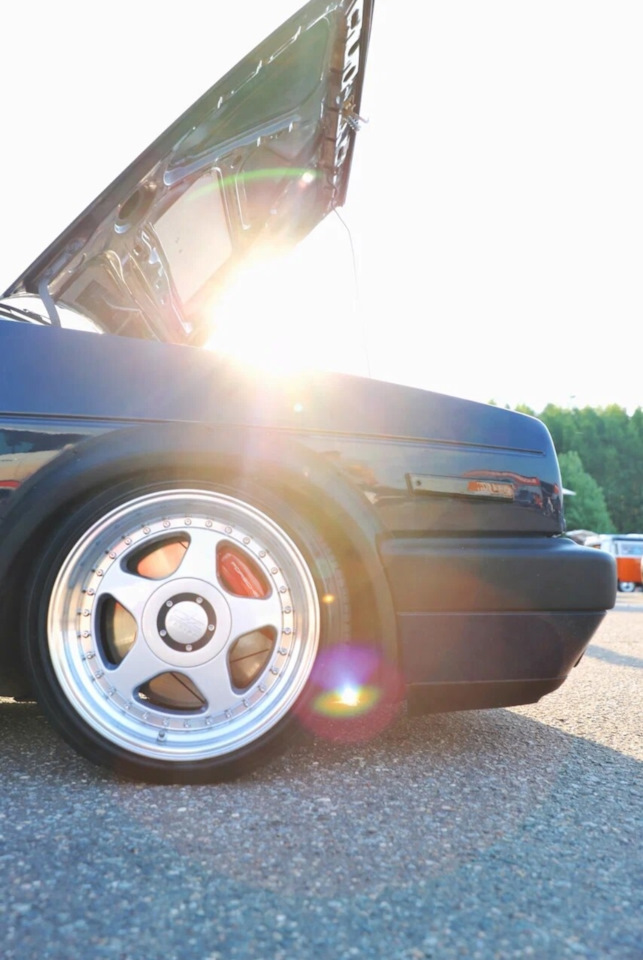 Шины летние Triangle Group 205/40 R16, литые диски Replica OZ Futura ...