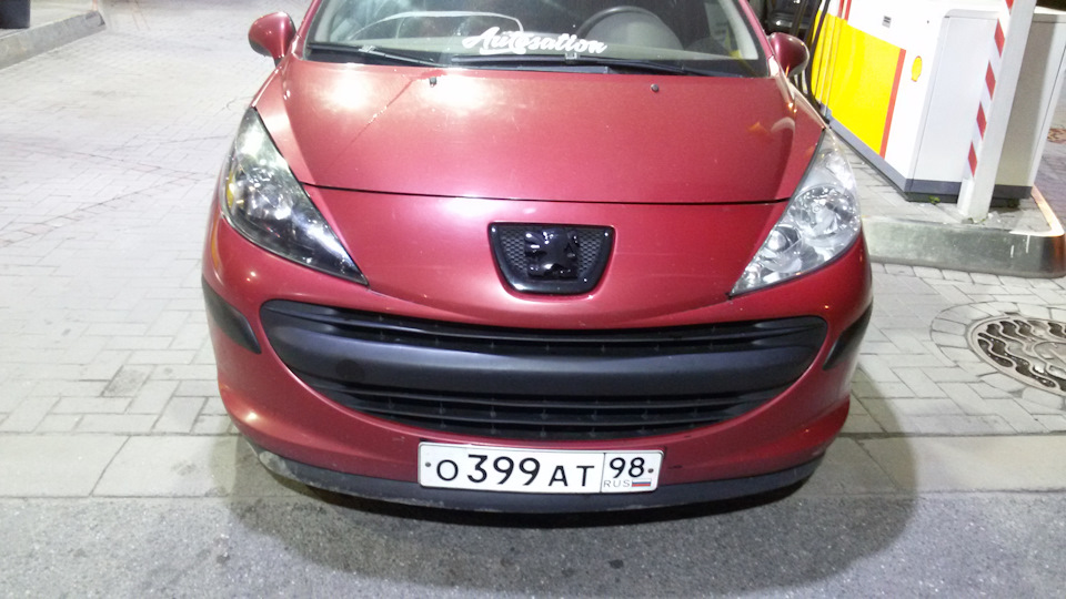 Черные маски фар — Peugeot 207, 1,4 л, 2006 года | стайлинг | DRIVE2