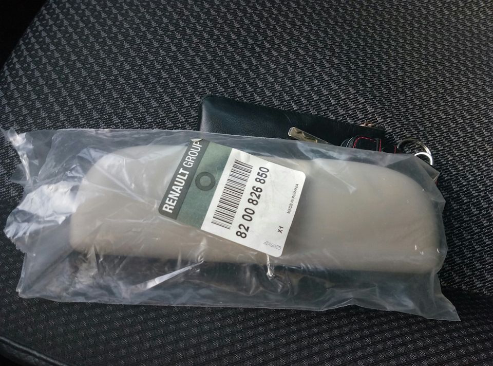 Очечник и дворники — Renault Fluence, 1,6 л, 2012 года | аксессуары ...