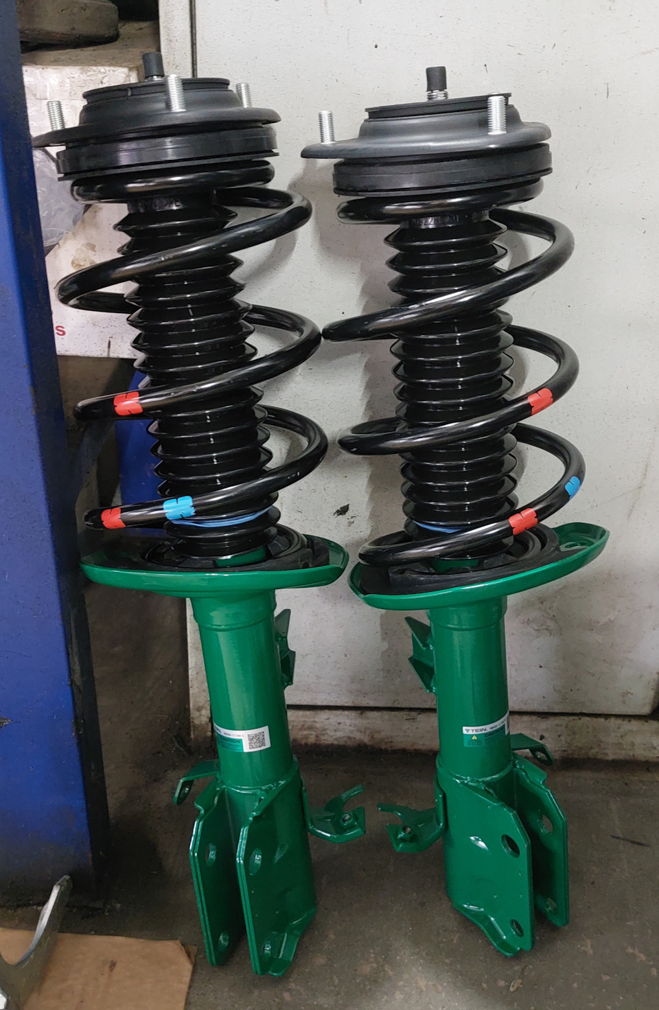 Стойки Tein EnduraPro PLUS — Subaru Forester (SK), 2,5 л, 2020 года ...