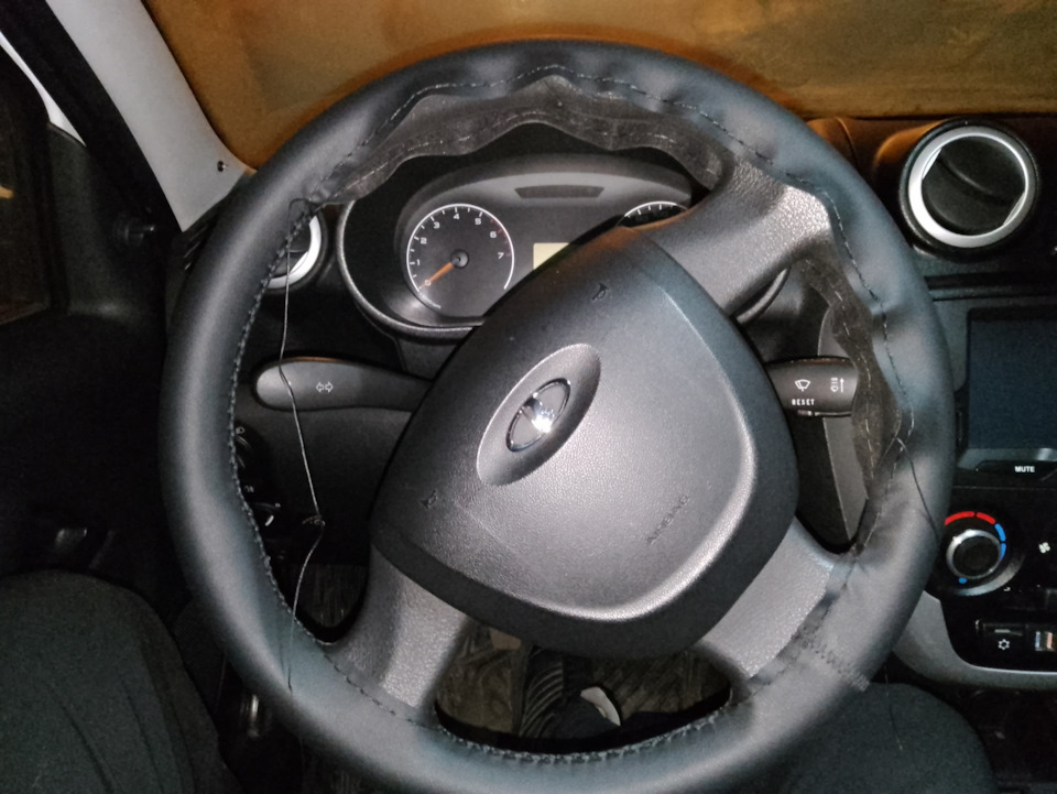 Оплетка руля — Lada Гранта (1G), 1,6 л, 2014 года | своими руками | DRIVE2