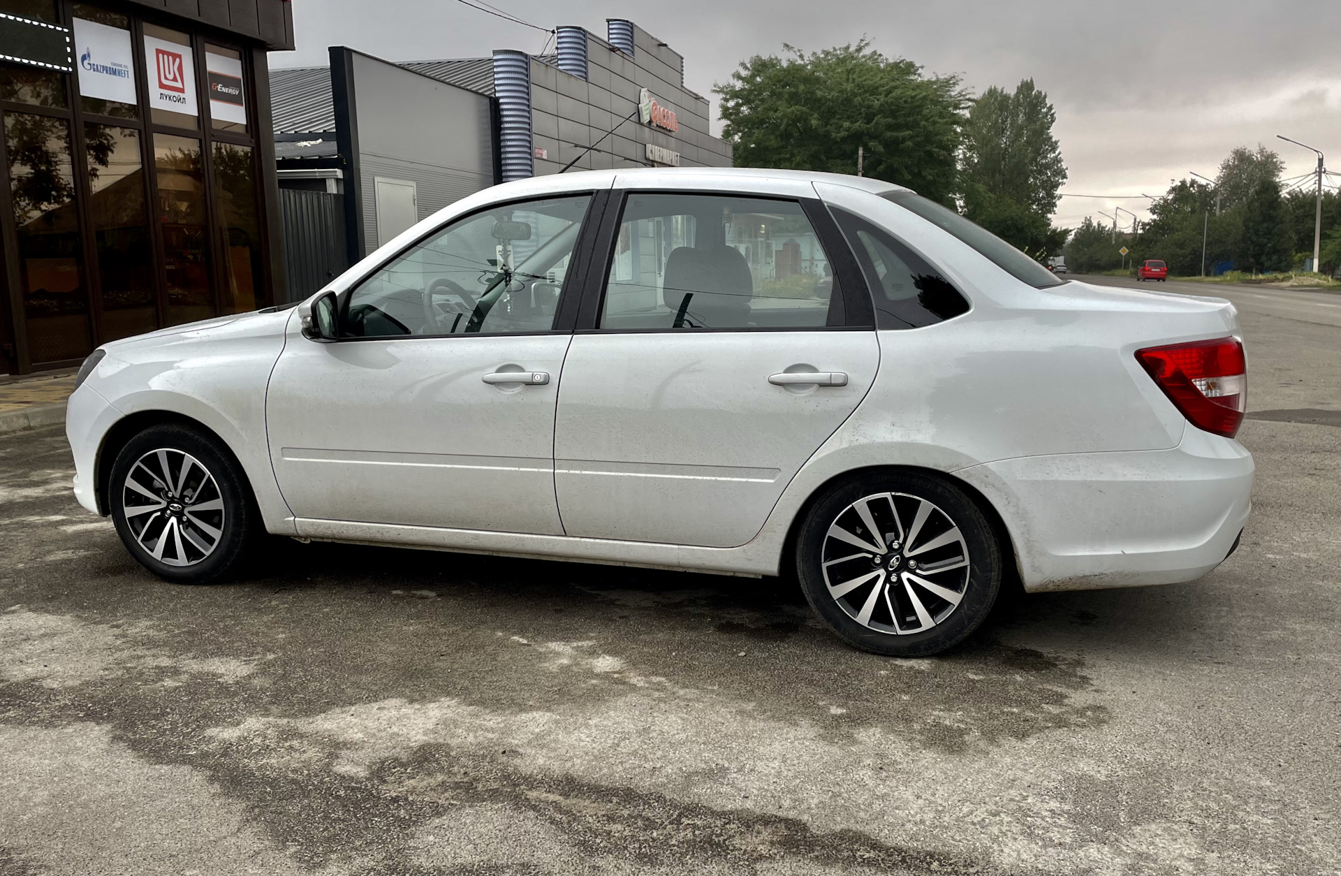 Колеса Лада Гранта #CLUB — Lada Гранта (2G) FL, 1,6 л, 2023 года ...