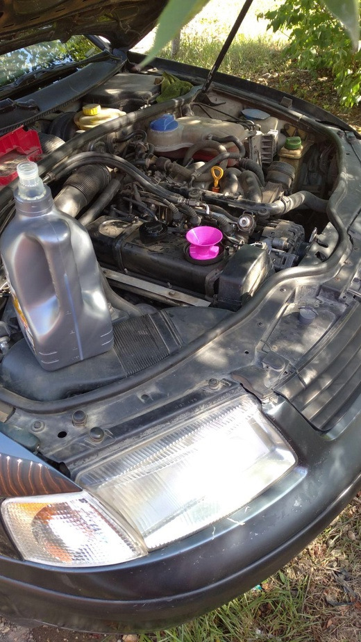 06K103281A Патрубок для заливания масла VAG | Запчасти на DRIVE2