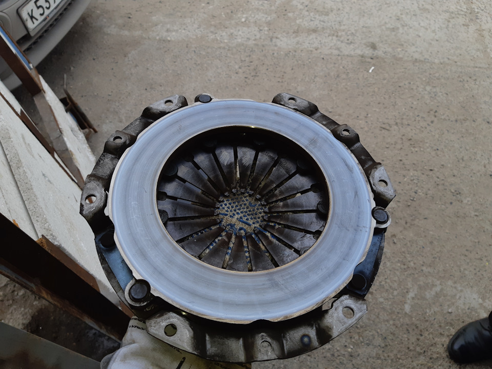 Замена корзины сцепления и выжимного. — Mitsubishi Lancer X, 1,8 л ...