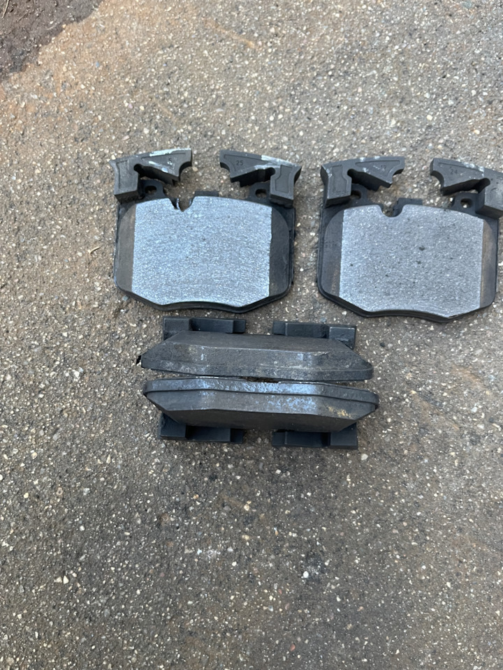 34116888457 Колодки тормозные передние BMW | Запчасти на DRIVE2