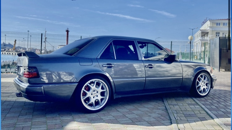 Продажа Mercedes-Benz E-Class (W124) 1992 (бензин, АКПП) — с историей ...