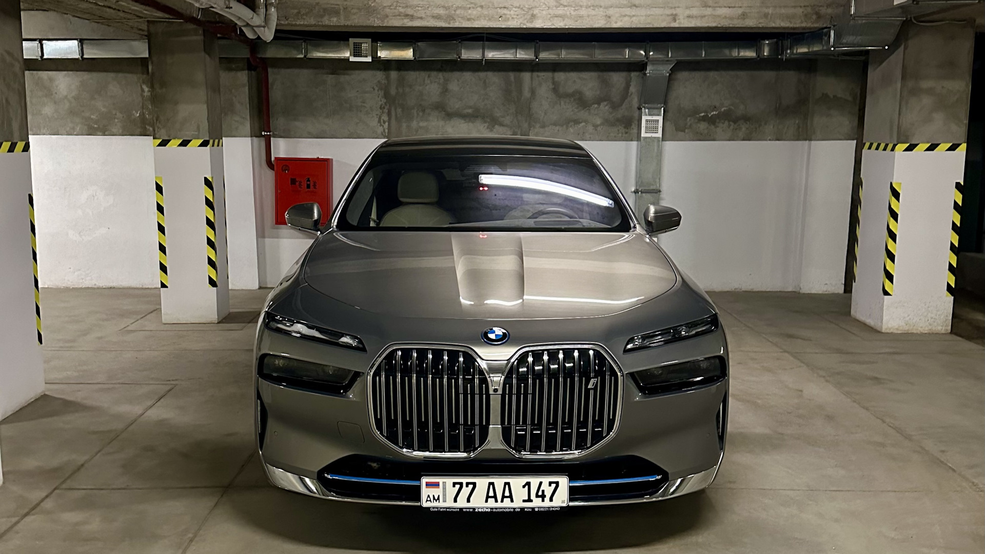 BMW i7 (G70) электрический 2023 | на DRIVE2