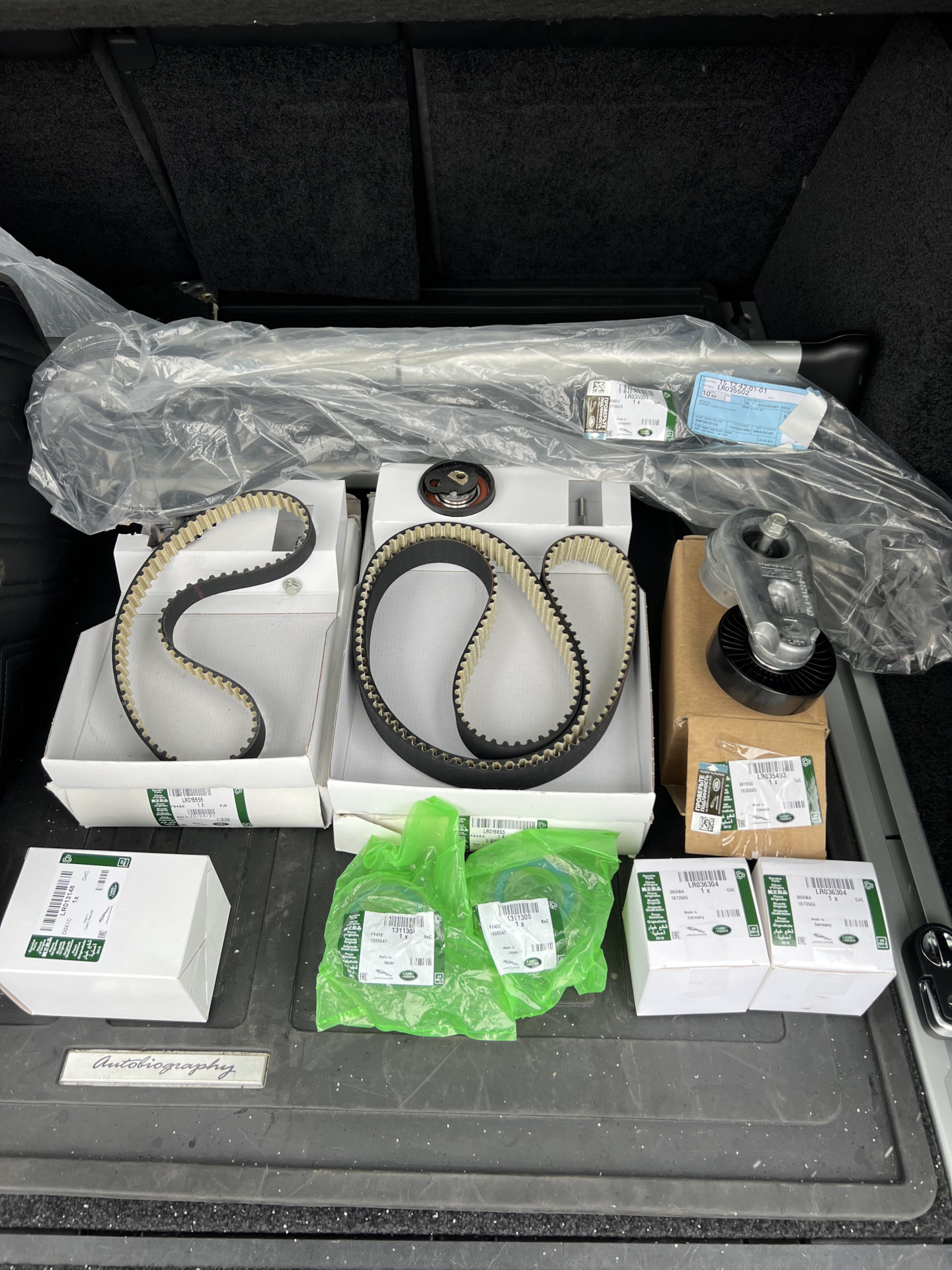 Плановая замена ремня ГРМ (130 000 км) — Land Rover Range Rover (4G), 3 ...