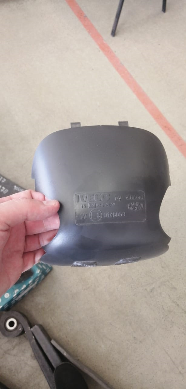 крышка правого верхнего(маленокого сферического) зеркала — iveco, 9,9 л ...
