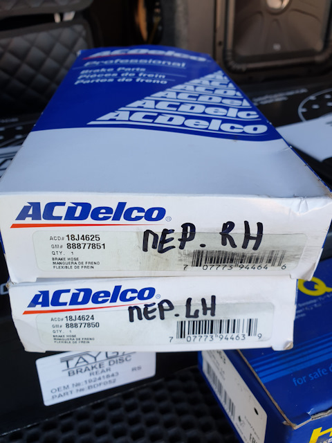 88877850 Шланг тормозной передний GM | Запчасти на DRIVE2