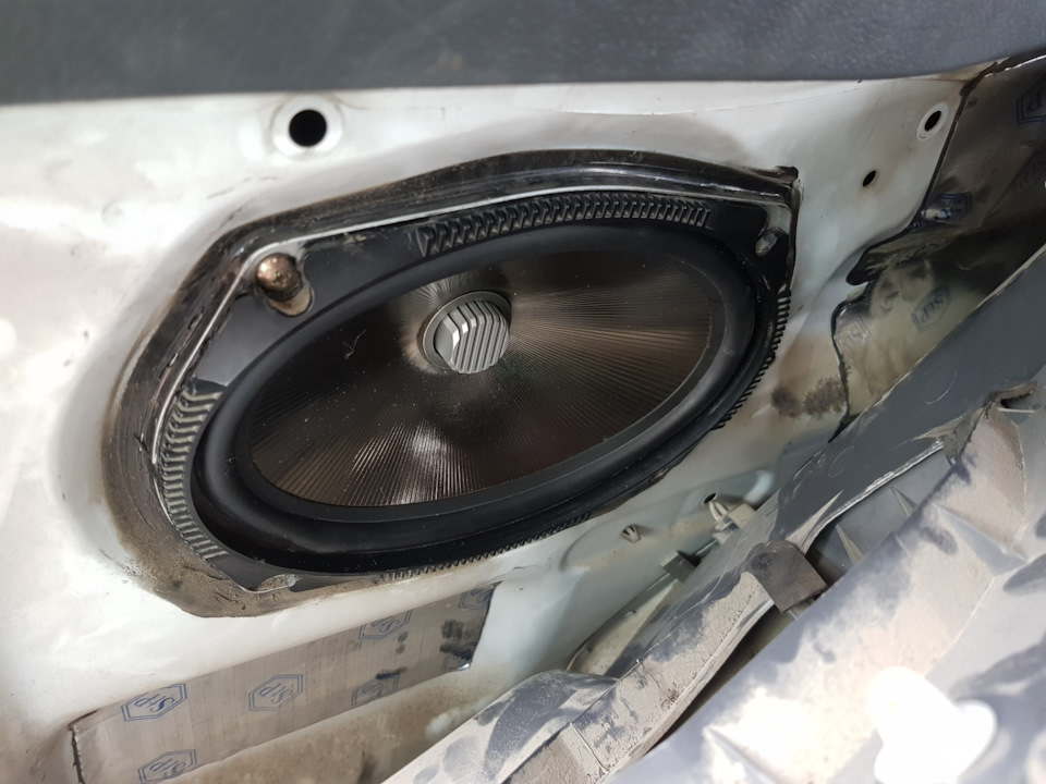 Задние динамики Prology IX-69.2C — Mitsubishi Pajero Evolution, 3,5 л ...