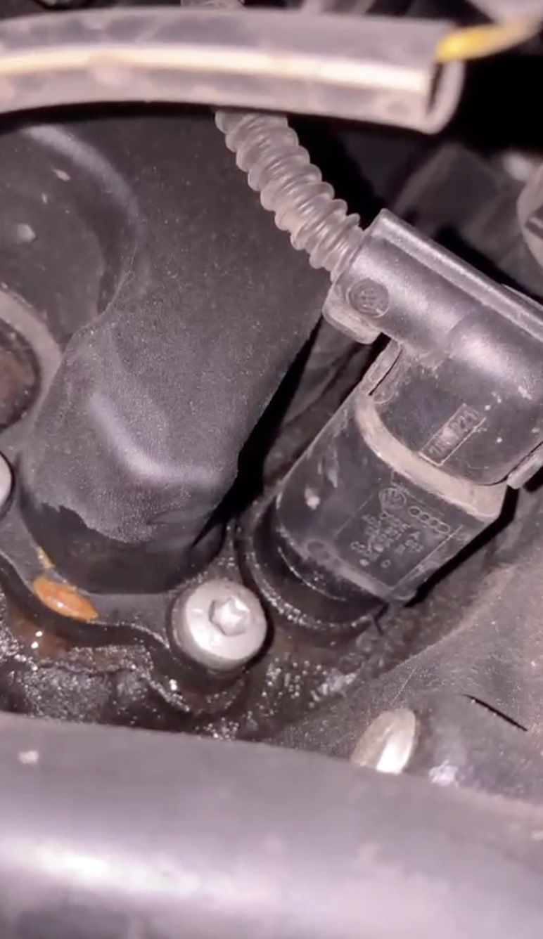 Ошибка P0322, замена датчика положения коленвала и помпы — Volkswagen ...