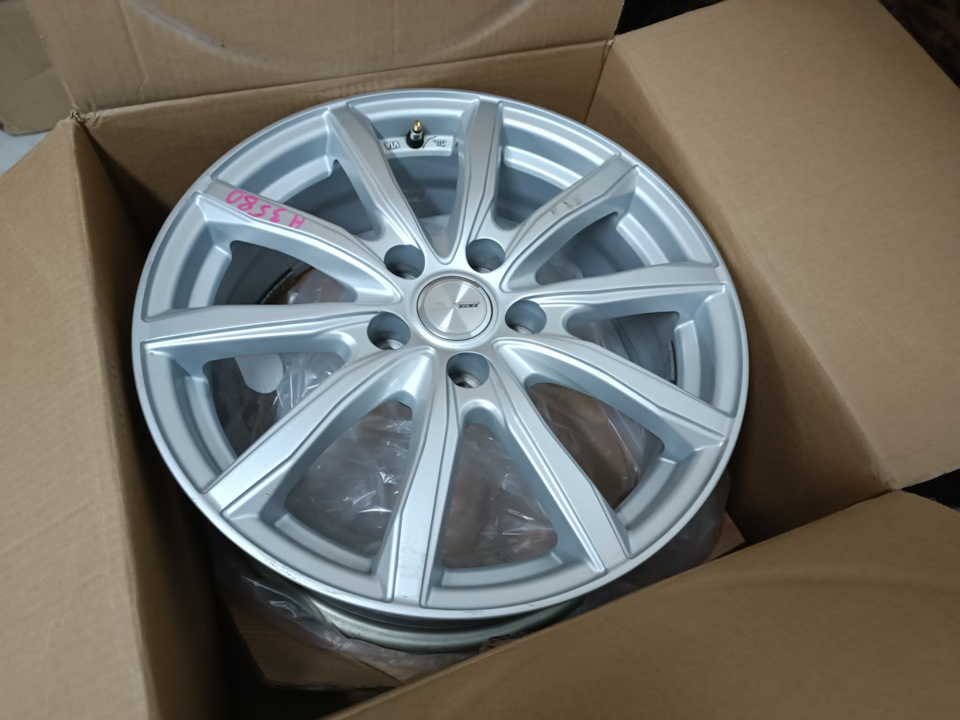 Диски литые Weds с Владивостока — Toyota RAV4 (IV), 2 л, 2013 года ...