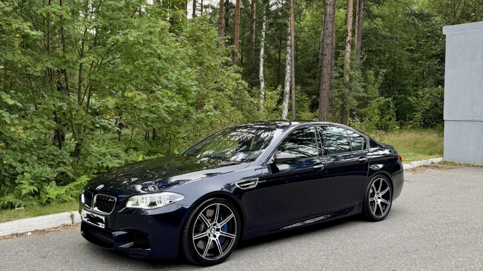 BMW M5 (F10) 4.4 бензиновый 2016 | Competition Edition на DRIVE2
