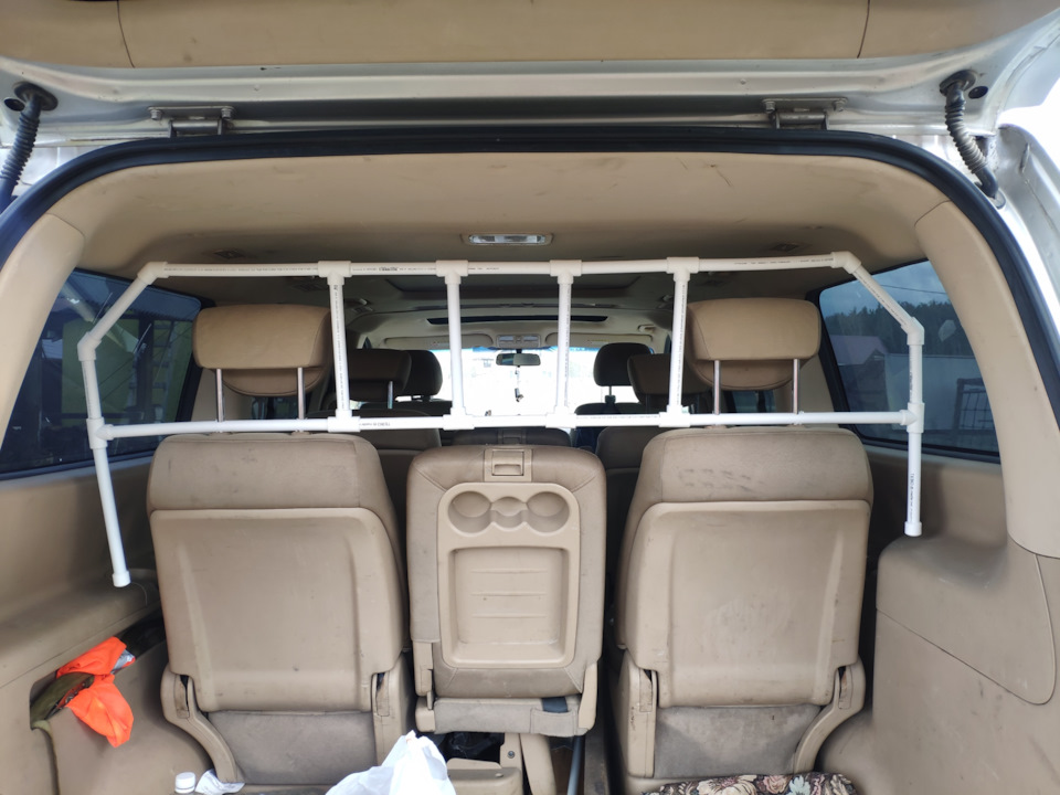 Перегородка от собаки — Hyundai Grand Starex, 2,5 л, 2008 года | своими ...