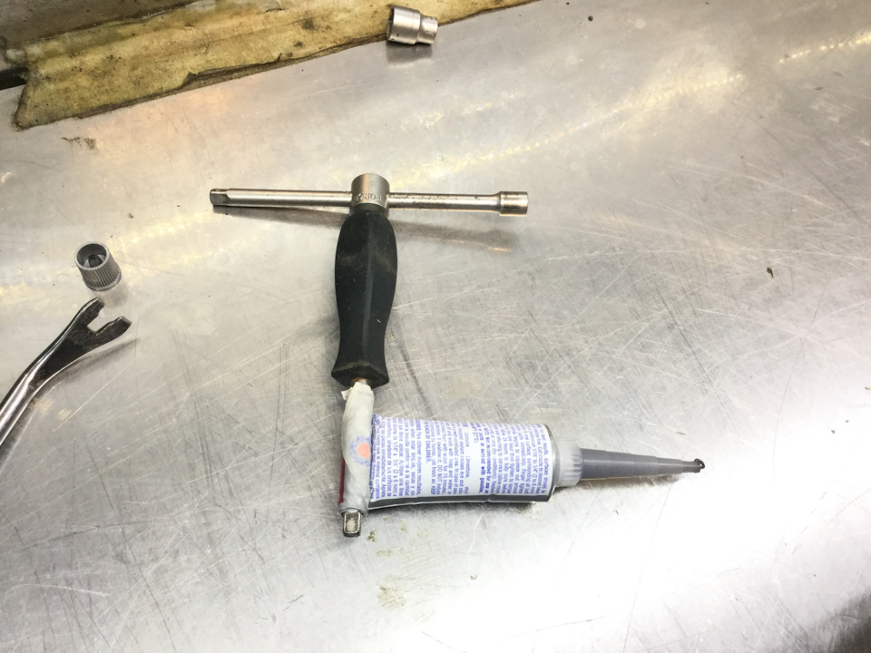 09. Сальники дифференциала. Правые и левые) — Mitsubishi Galant (8G), 2 ...