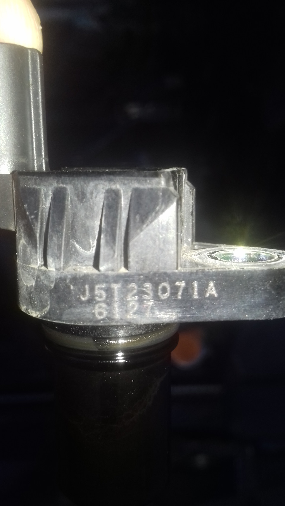 J5T23071A Датчик положения вала распределительного Mitsubishi ...