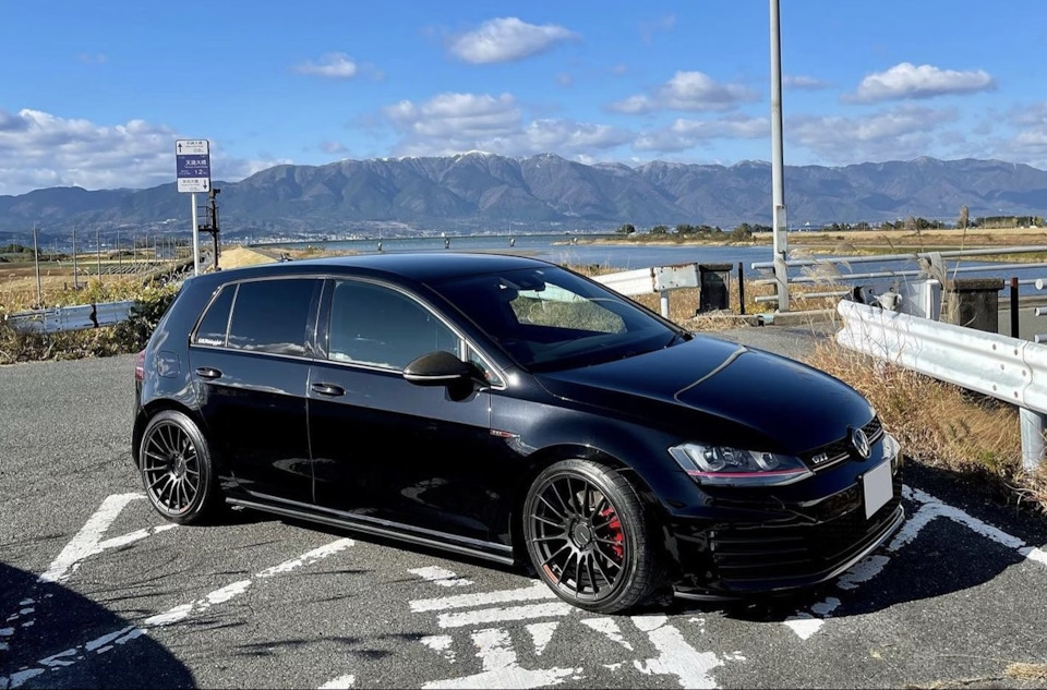 ENKEI RACING REVOLUTION RS05RR — Volkswagen Golf Mk7, 1,4 л, 2015 года ...