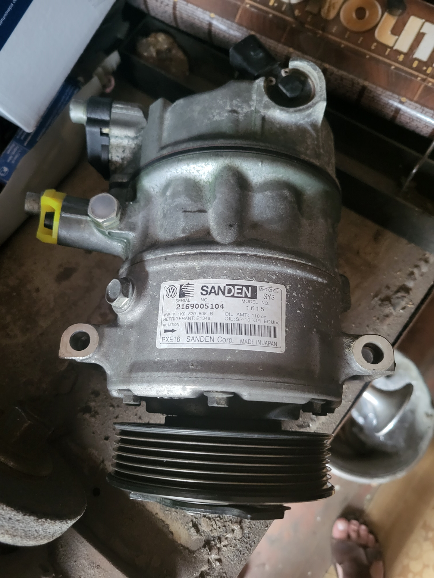 Компрессор Denso DCP32045 — Skoda Superb Combi (Mk2), 2 л, 2011 года ...