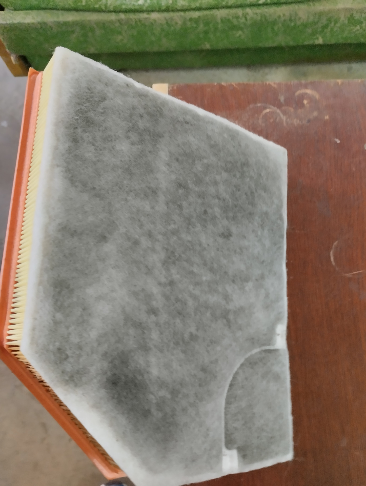 ПЛАНОВОЕ ТО решил поменять масло с воздушным хотя по сервису Европы ...