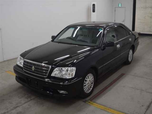 Toyota Crown JZS175 Royal Saloon G, ожидаем во Владивостоке 05.05.23 ...