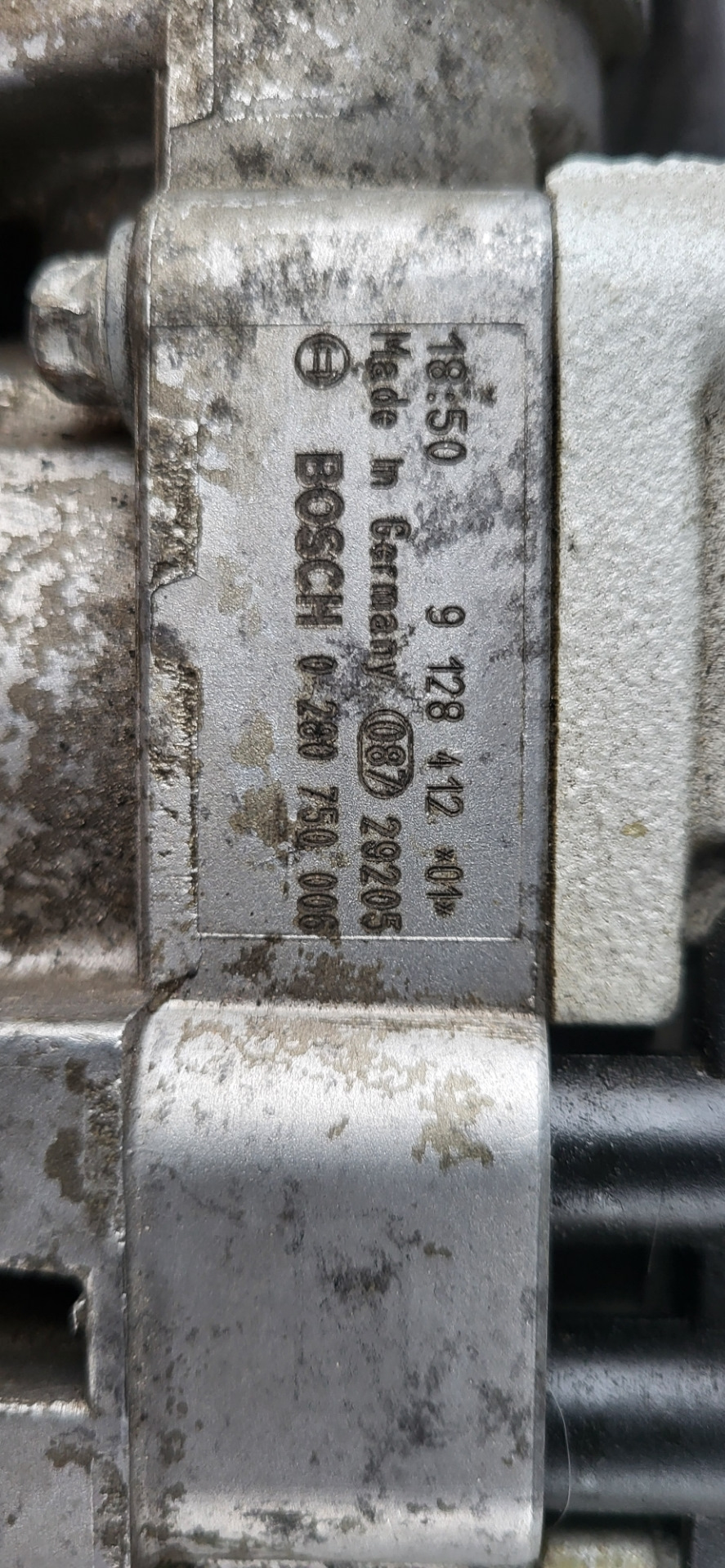 Дроссельная заслонка — Cadillac CTS (1G), 3,2 л, 2004 года | поломка ...