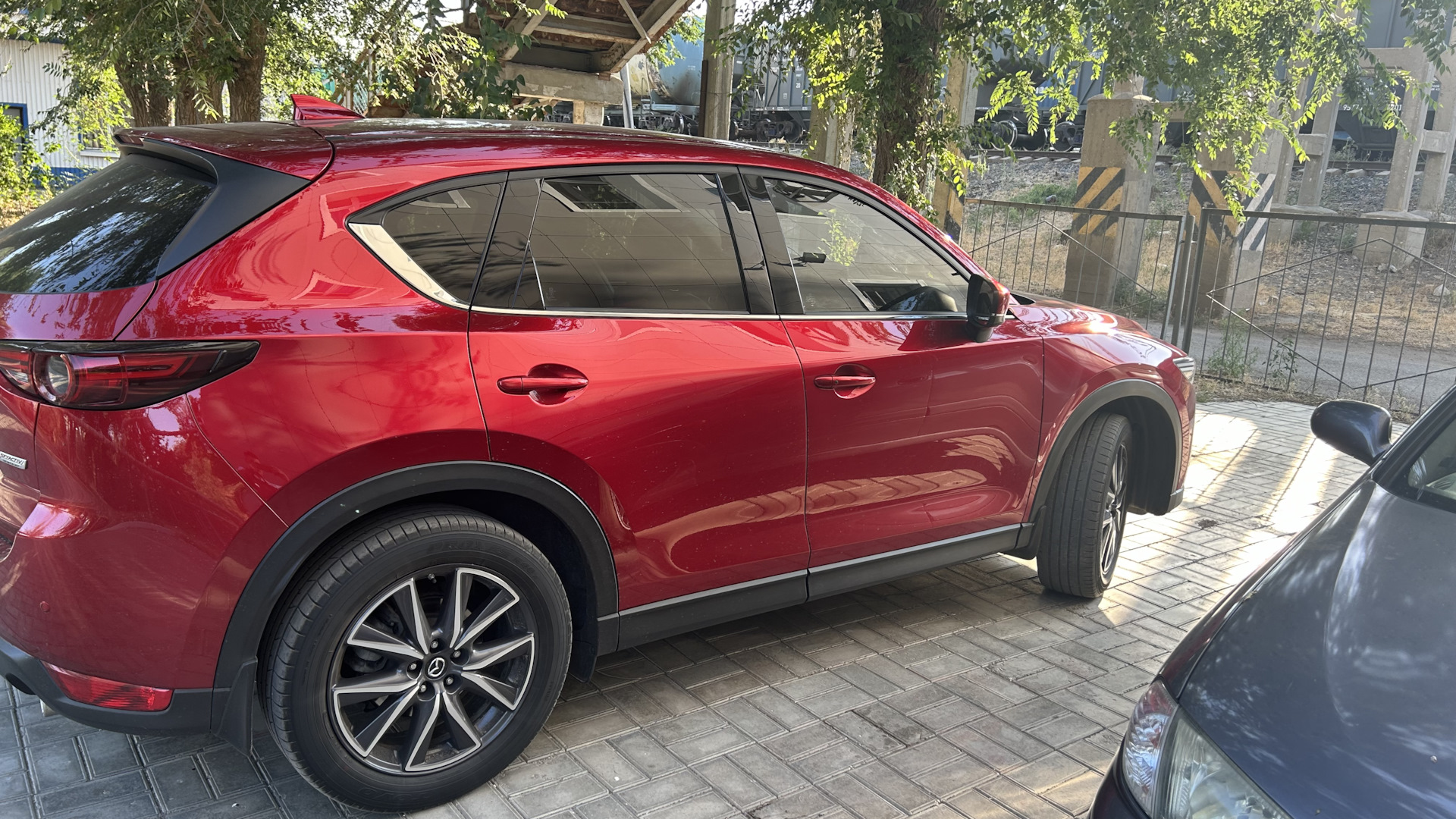 Mazda CX-5 (2G) 2.0 бензиновый 2018 | Red Katana на DRIVE2