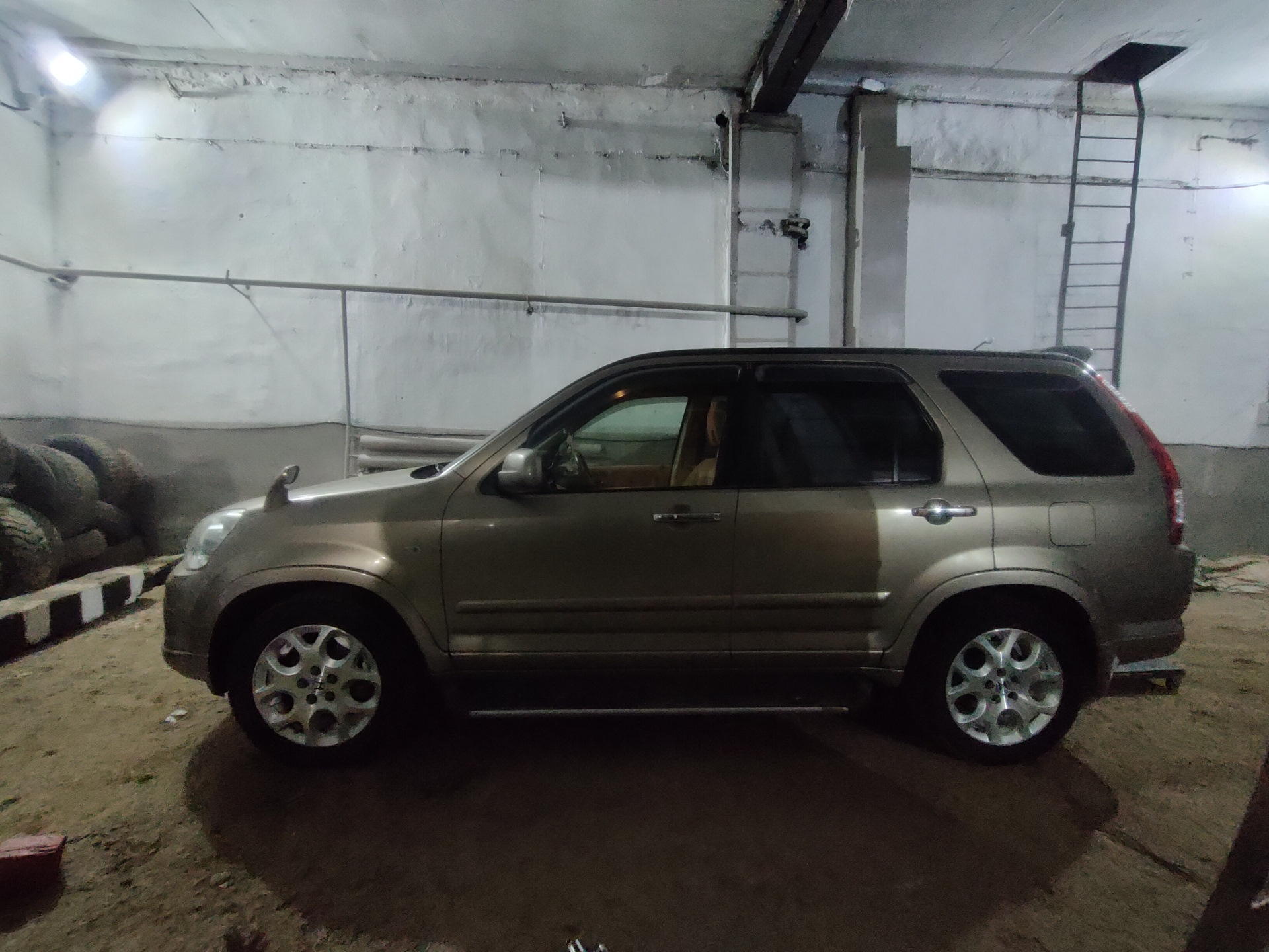 Боковые подножки Honda c-rv RD7 — Honda CR-V (RD4/RD5/RD6/RD7), 2,4 л, 2005 года | стайлинг | DRIVE2