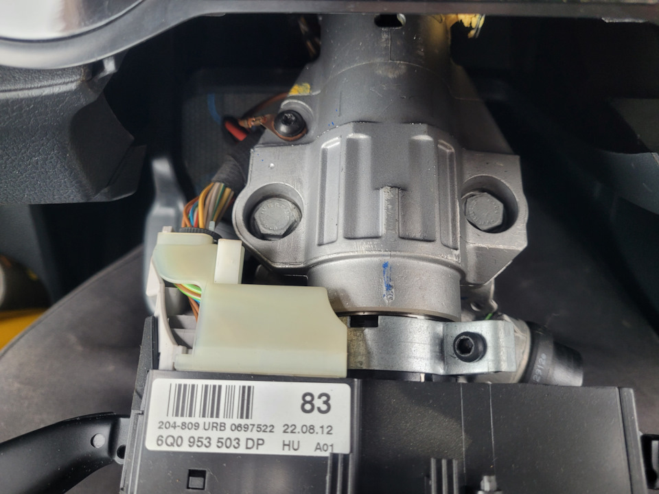 Руль от туарега в поло седан! — Volkswagen Polo Sedan, 1,6 л, 2012 года ...